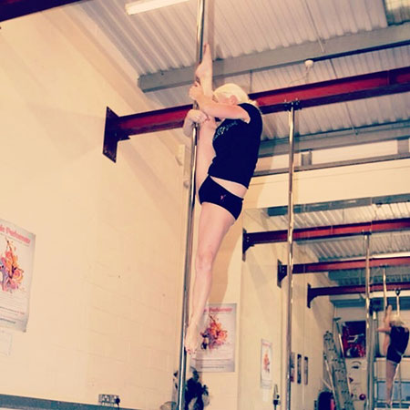 Pole Performers Pole Dancing School :: Pole Dancing Classes Southampton ...